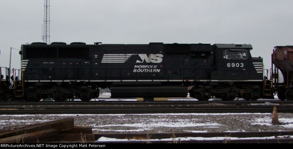 NS 6903